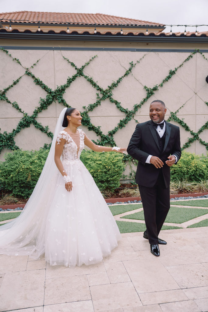 Tara Davis and Hunter Woodhall's Fairytale Wedding at D'Vine Grace ...